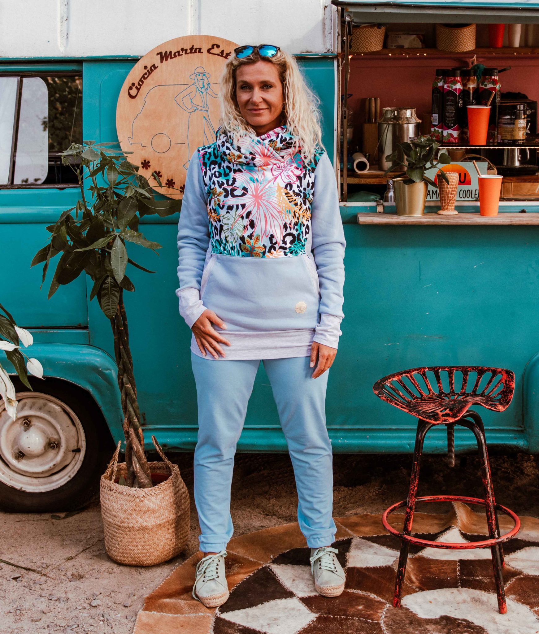 Women Big Hooded Hoodie | Evokaii Clothing